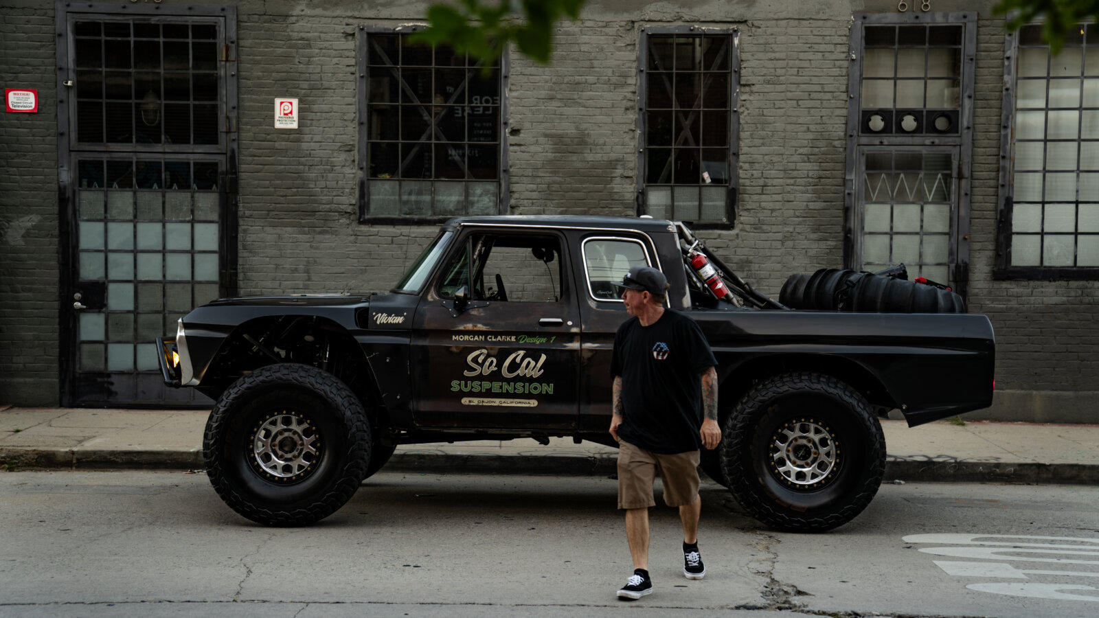 Vivian the 1973 F100 Prerunner - 4x4 sPod